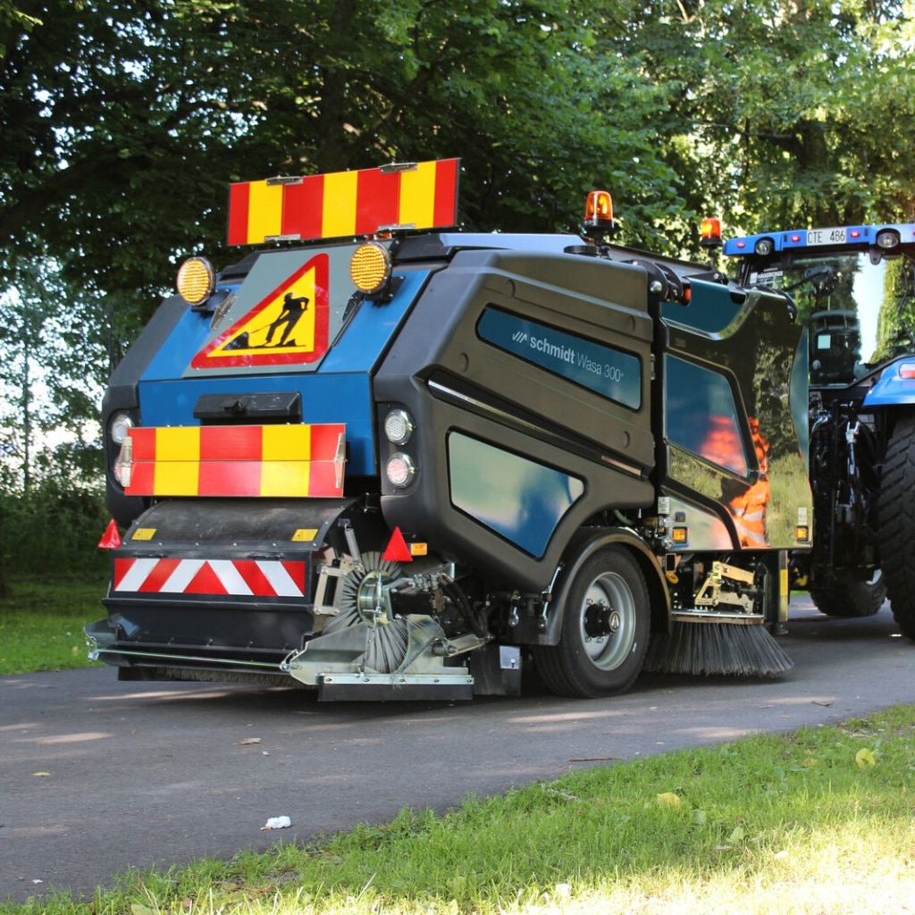 Wasa 300+ Schmidt Towed sweeper - RD Mechanical Services Ltd